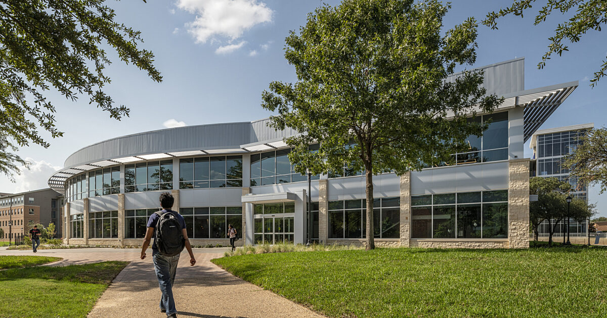 University of Texas at Arlington West Campus Commons